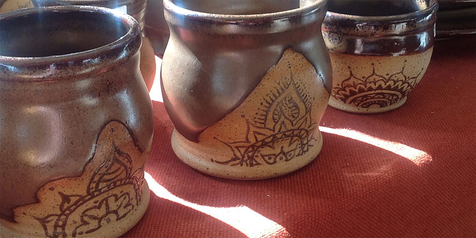 henna pottery – Mydwynter Studios